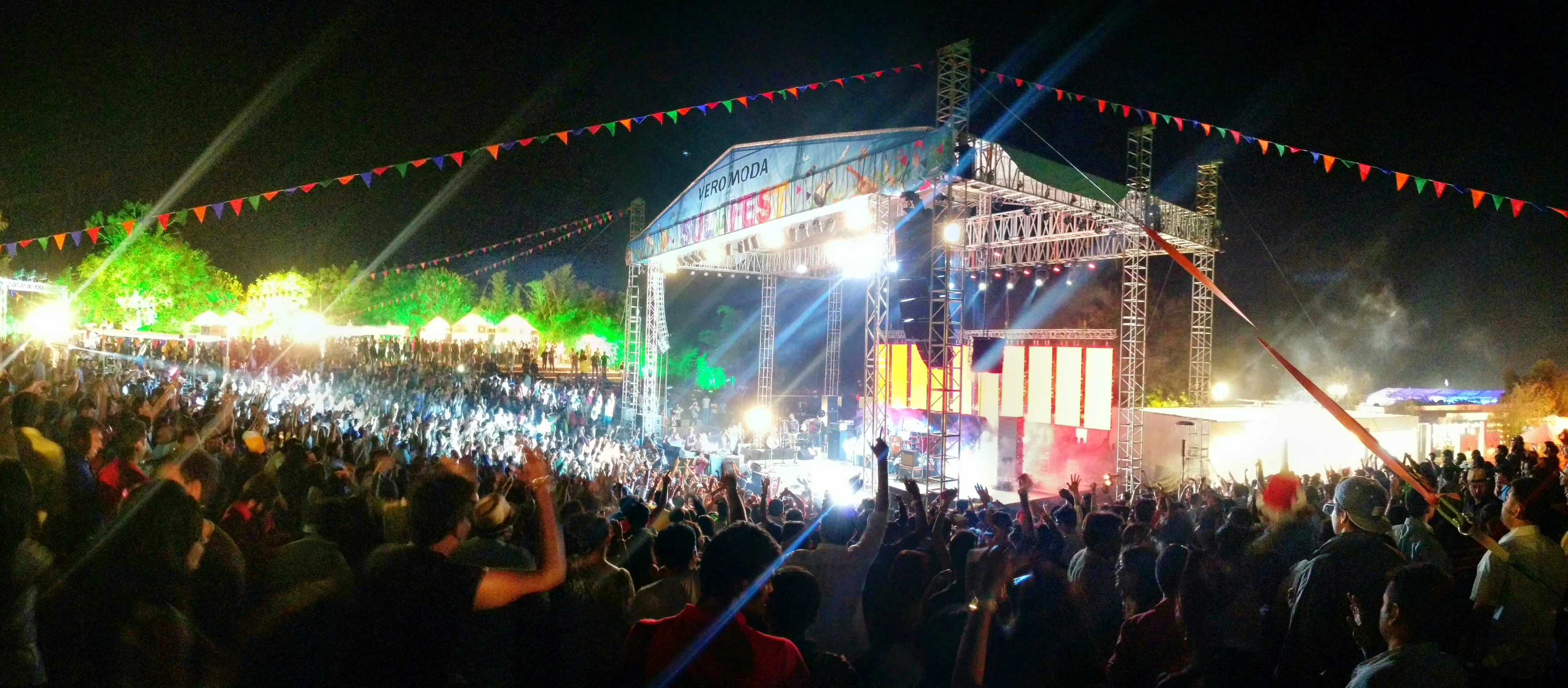 Sulafest ’16- Tune in to the #RhythmOfTheVines – Just Nashik